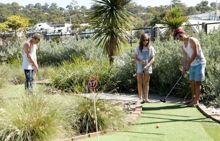 27 Ultimate Guide to Mini Golf Melbourne & Victoria | TOT: HOT OR NOT
