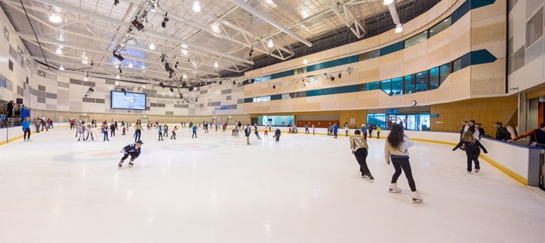 9 Best Places for Ice Skating in Melbourne | TOT: HOT OR NOT