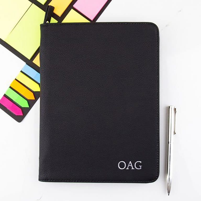 Best Graduation Gifts For School & University | TOT: HOT OR NOT