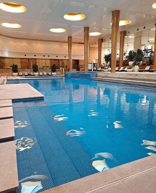 Family-Friendly Hotel Pools In Melbourne | TOT: HOT OR NOT