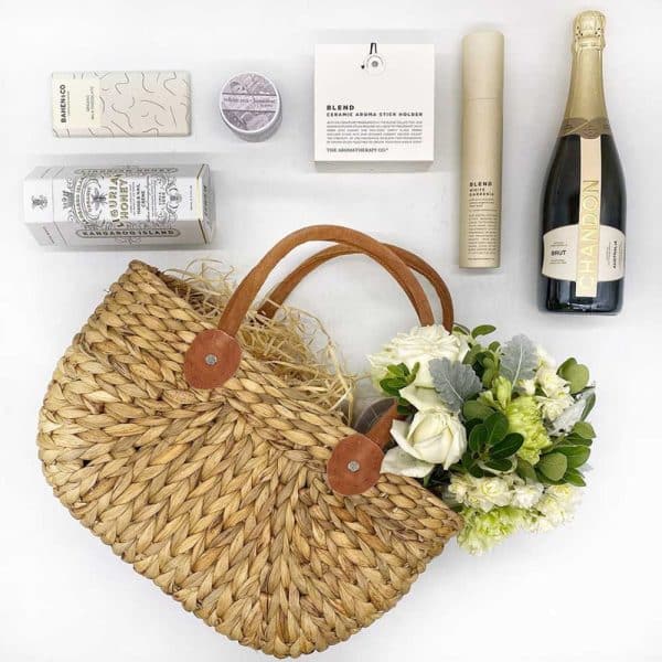 13 Best Flower Hampers In Melbourne Delivered | TOT: HOT OR NOT