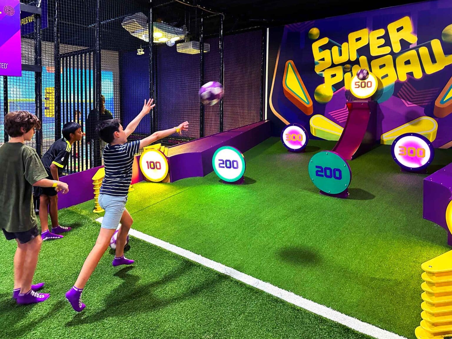 SuperPark Melbourne: Highpoint Shopping Centre | TOT: HOT OR NOT